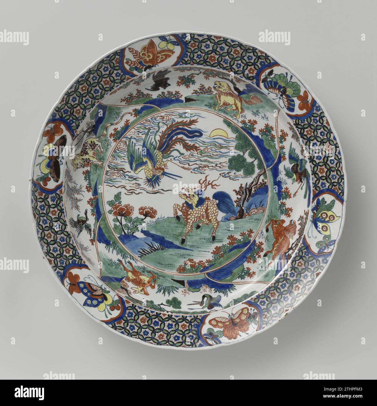 Four legged bird hi-res stock photography and images - Alamy