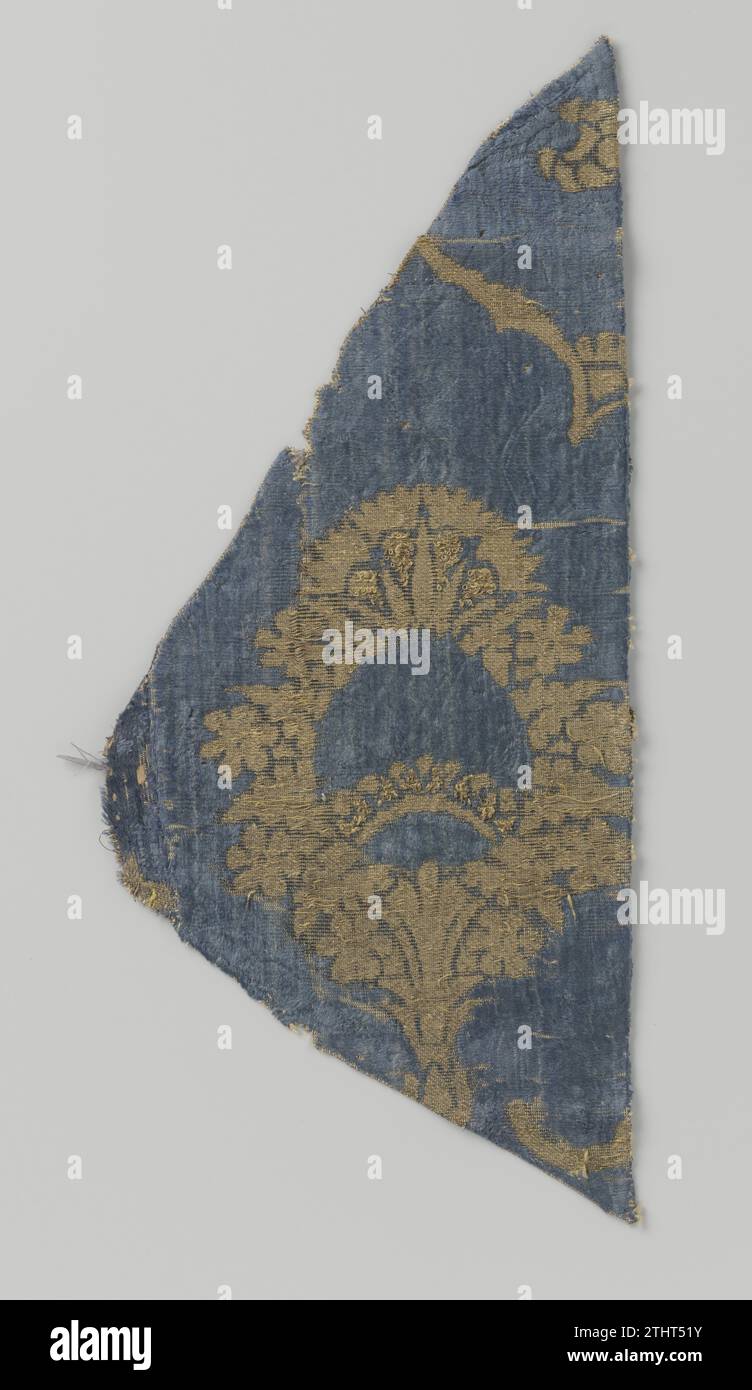 Fragment blue velvet brocade with pomegranate moth, anonymous, c. 1470 ...