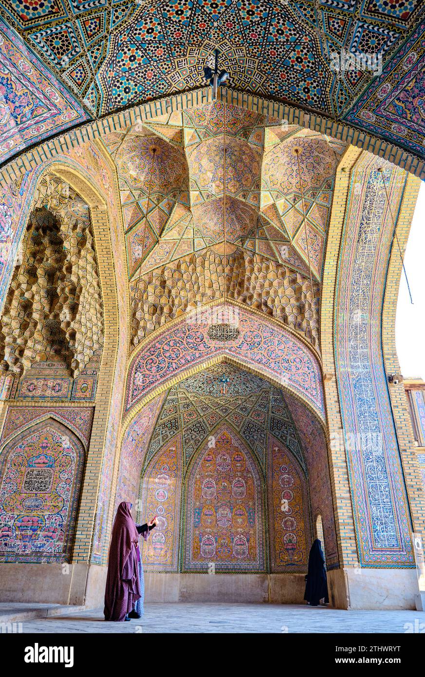 Shiraz, Iran, 06.27.2023. Traditional, islamic clothes in people ...