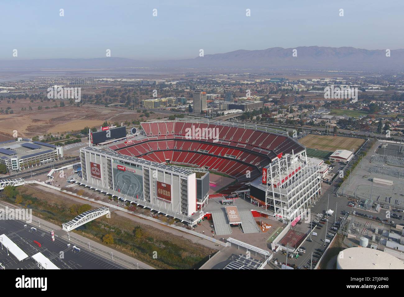 Levi's stadium aerial hi-res stock photography and images - Alamy