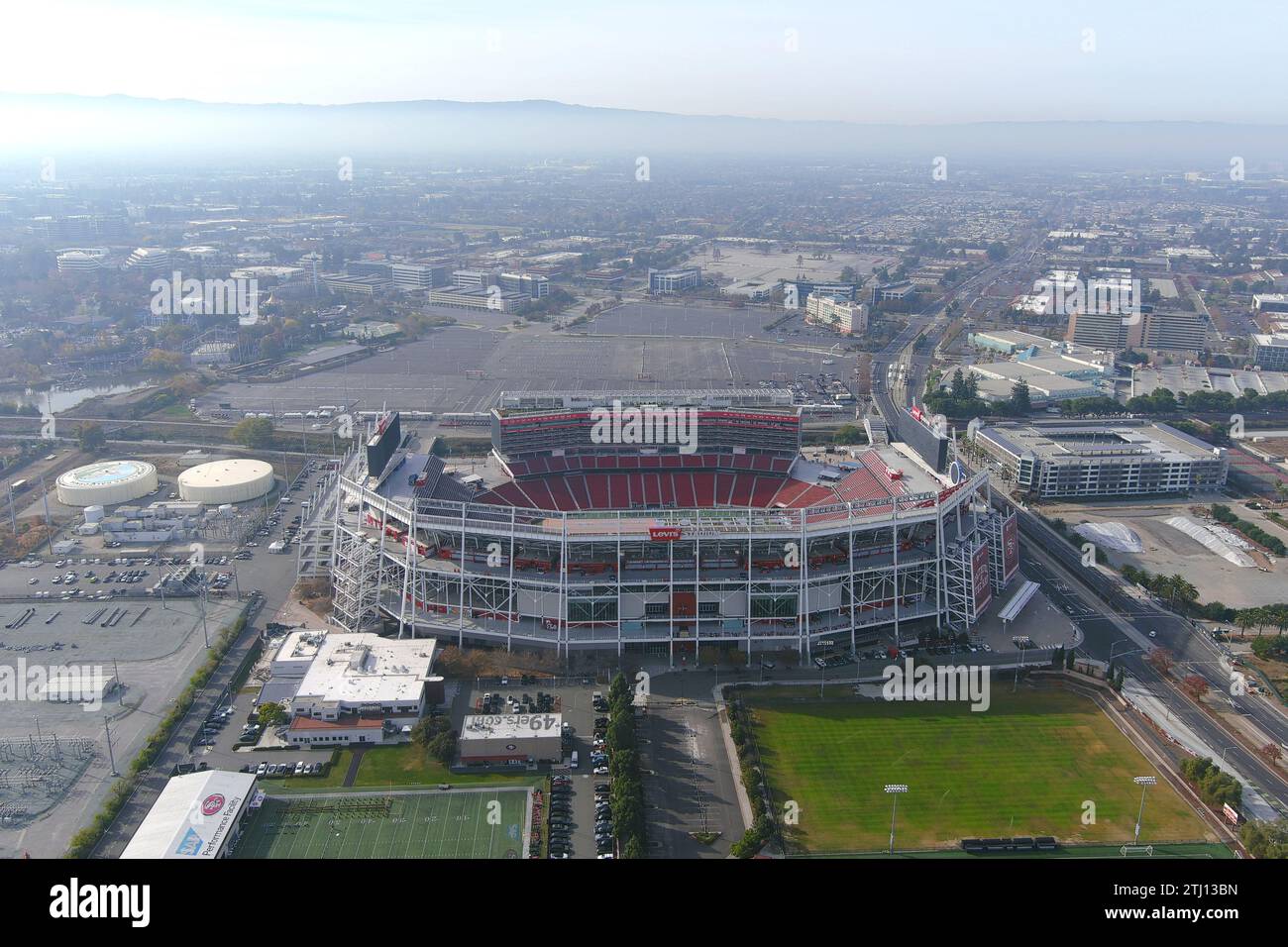 Levi's stadium aerial hi-res stock photography and images - Alamy