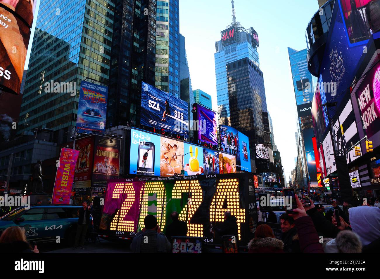 New York City, United States. 20th Dec, 2023. Official 2024 New York ...