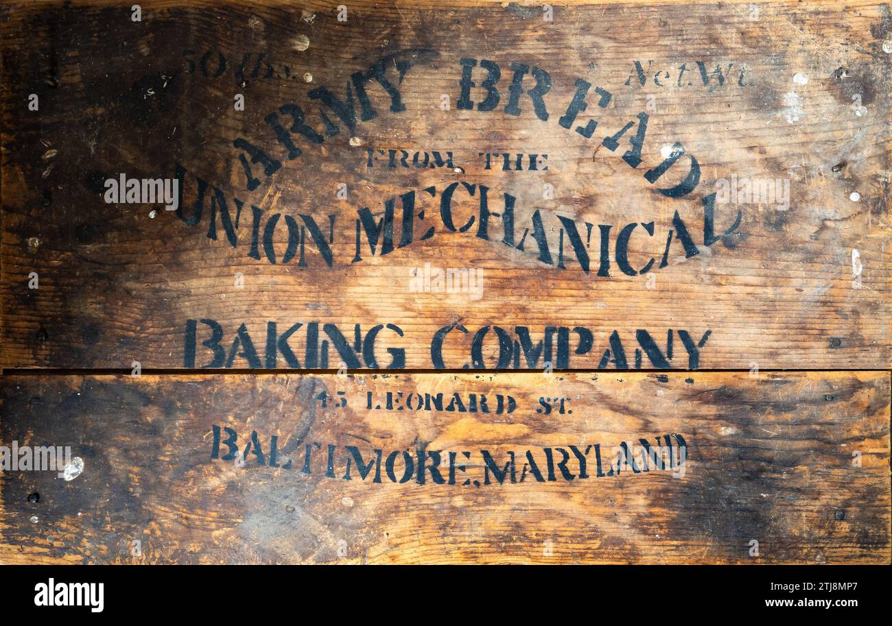 Antique army bread box hi-res stock photography and images - Alamy