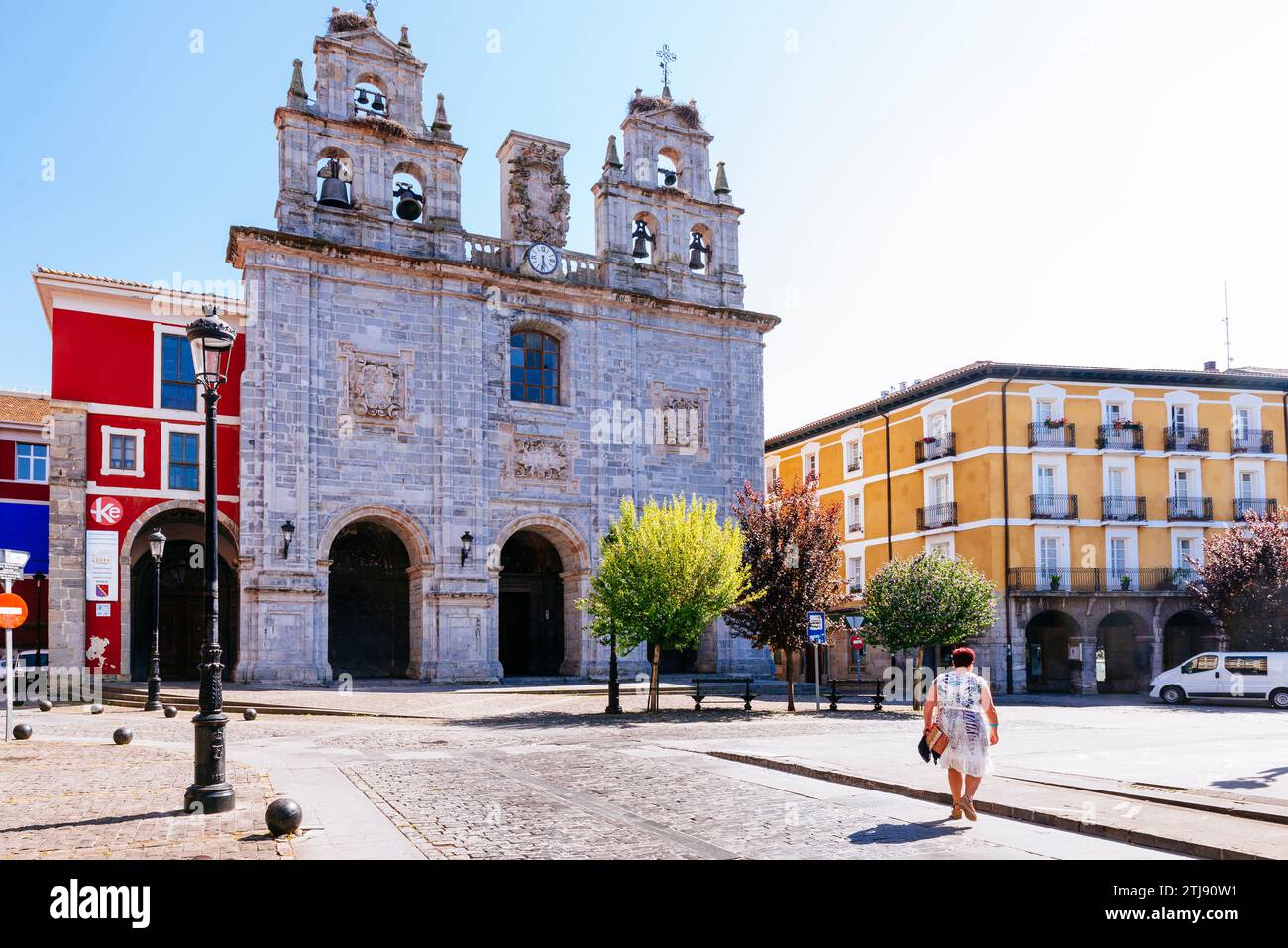 Church of the holy family - Iglesia de la Sagrada familia. Plaza de los ...
