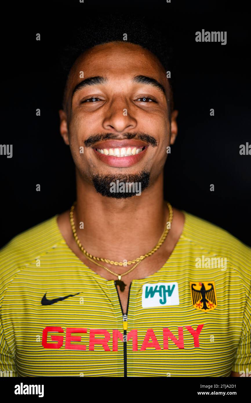 Baden Baden, Germany. 17th Dec, 2023. Portrait of athletics decathlete ...