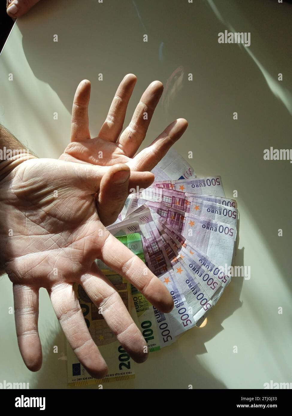 Handgelder hi-res stock photography and images - Alamy