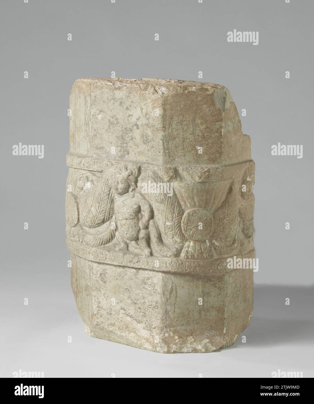 Column with small people and garland, anonymous, 250 - 300 Half of an ...