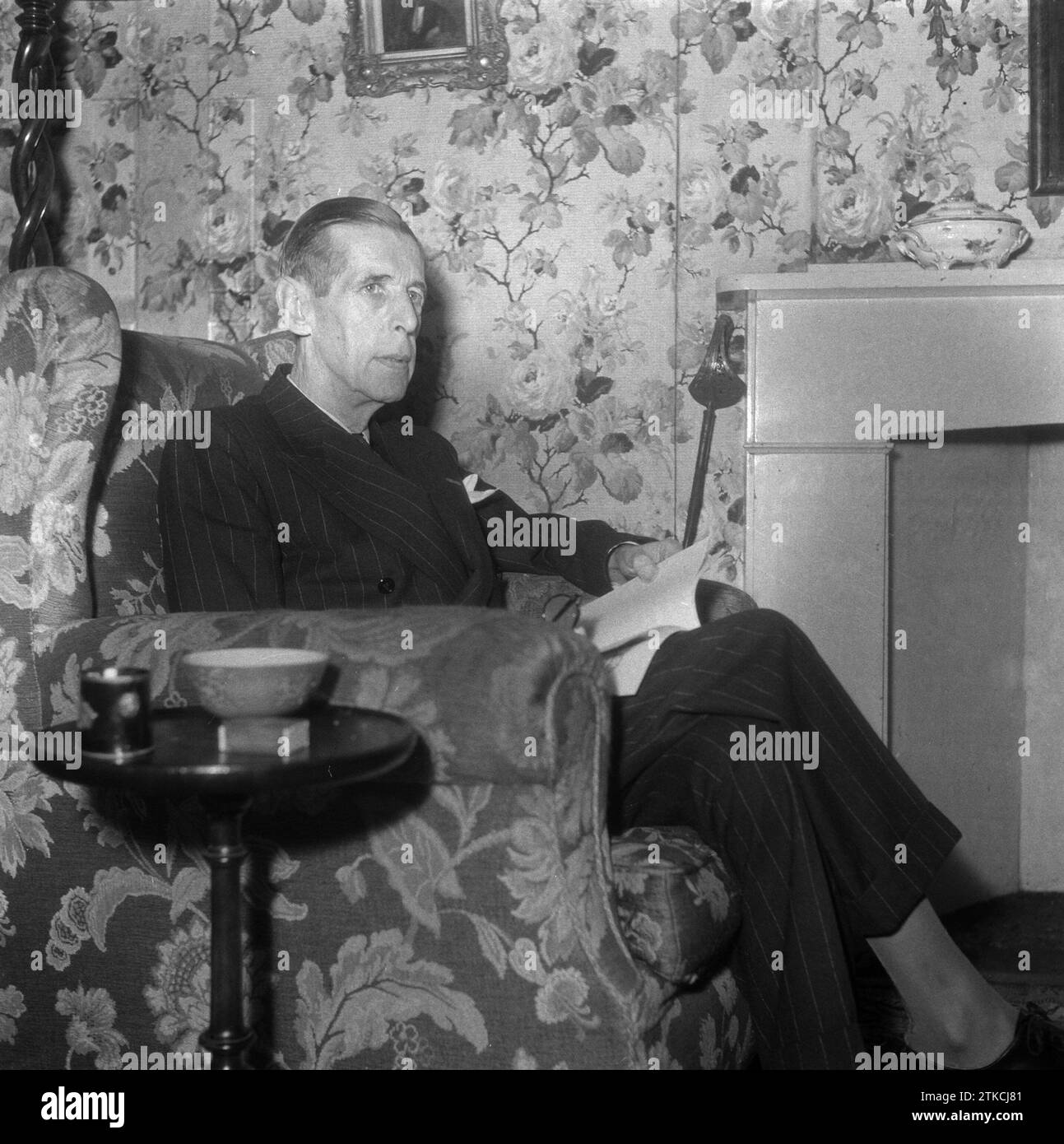 Mr j c e baron van lynden hi-res stock photography and images - Alamy