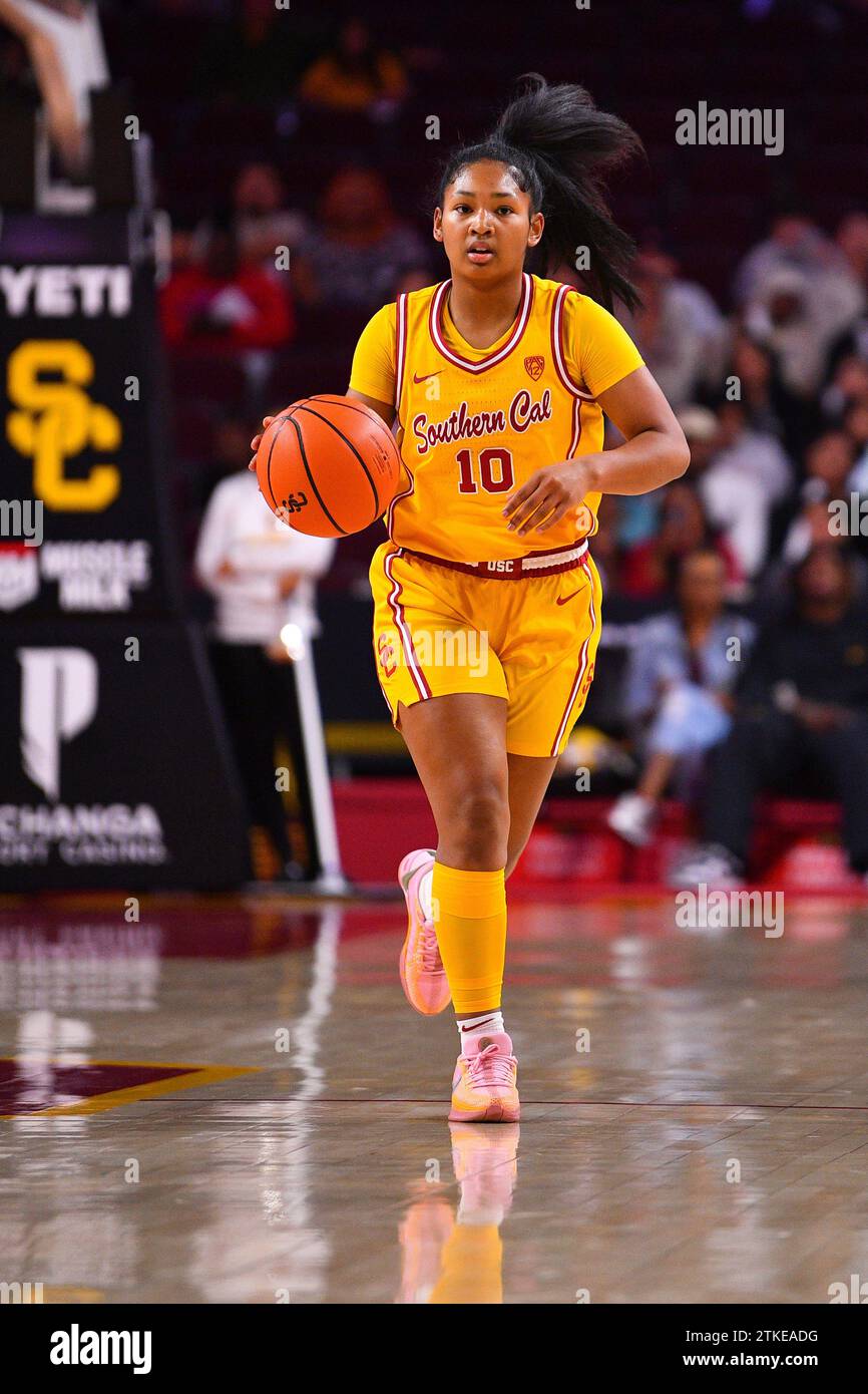 LOS ANGELES, CA - DECEMBER 10: USC Trojans guard Malia Samuels (10 ...