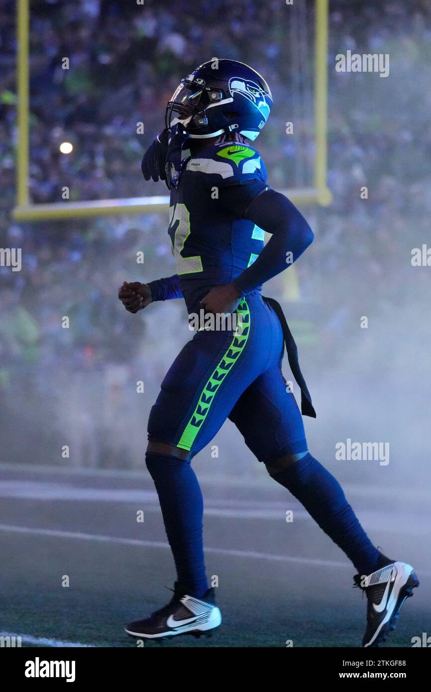 Seattle Seahawks linebacker Darrell Taylor (52) runs out on to the ...