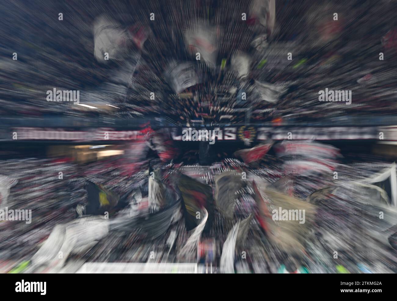 Slower shutter speed effect hi-res stock photography and images - Alamy