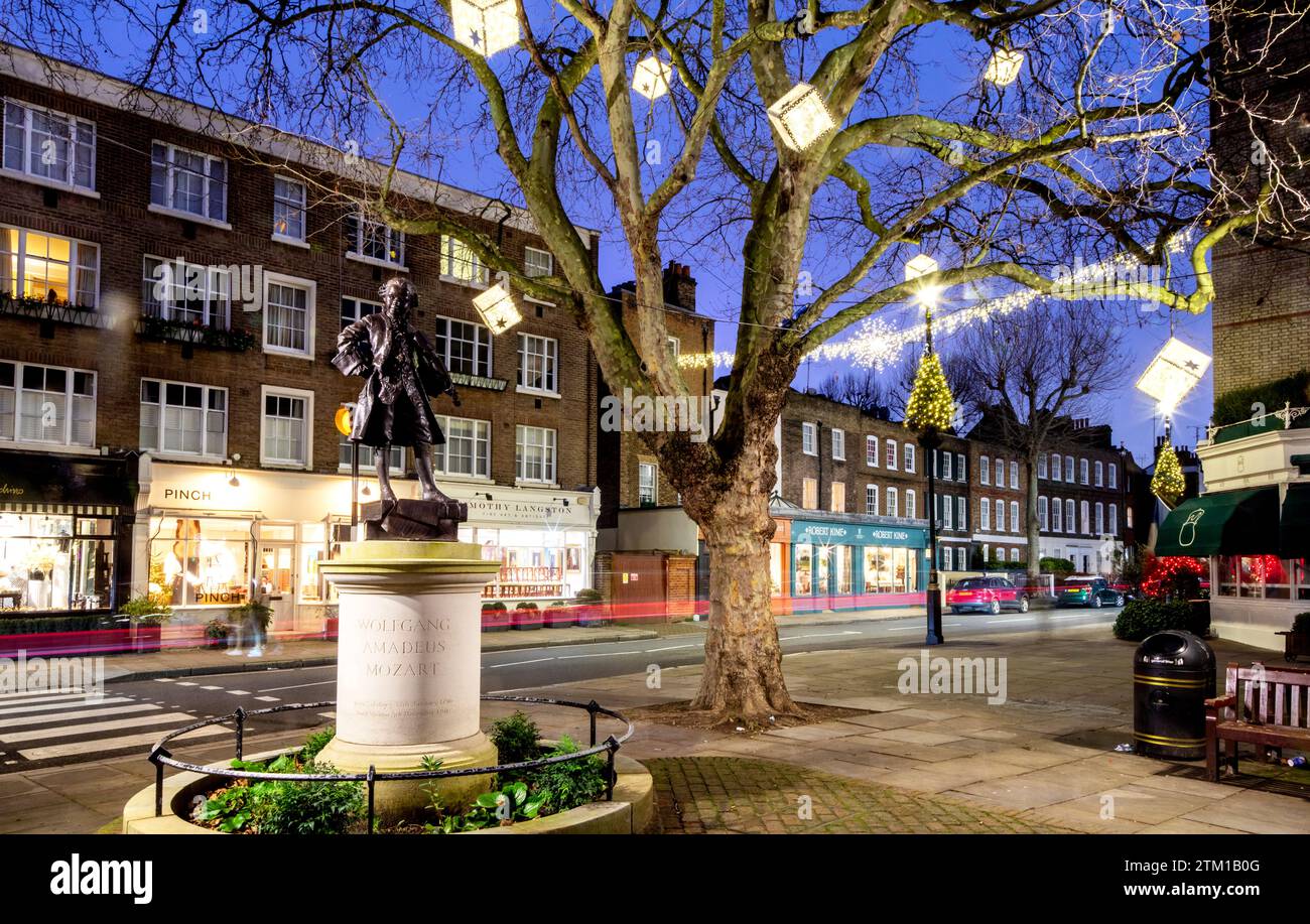 Mozart Square Chelsea At Christmas London UK Stock Photo - Alamy