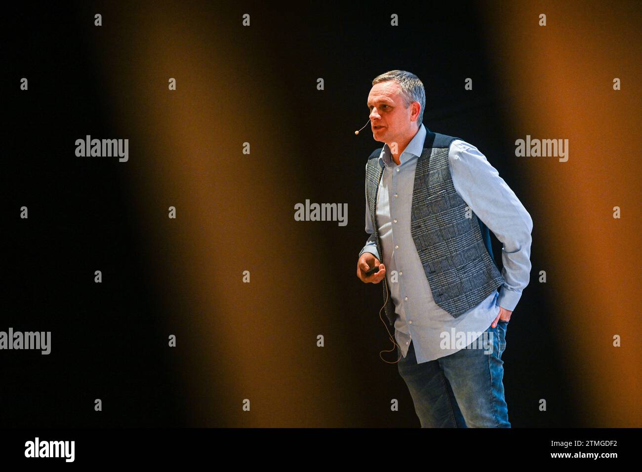 Tubize, Belgium. 20th Dec, 2023. Hoofd Jeugdopleiding R.Antwerp FC ...