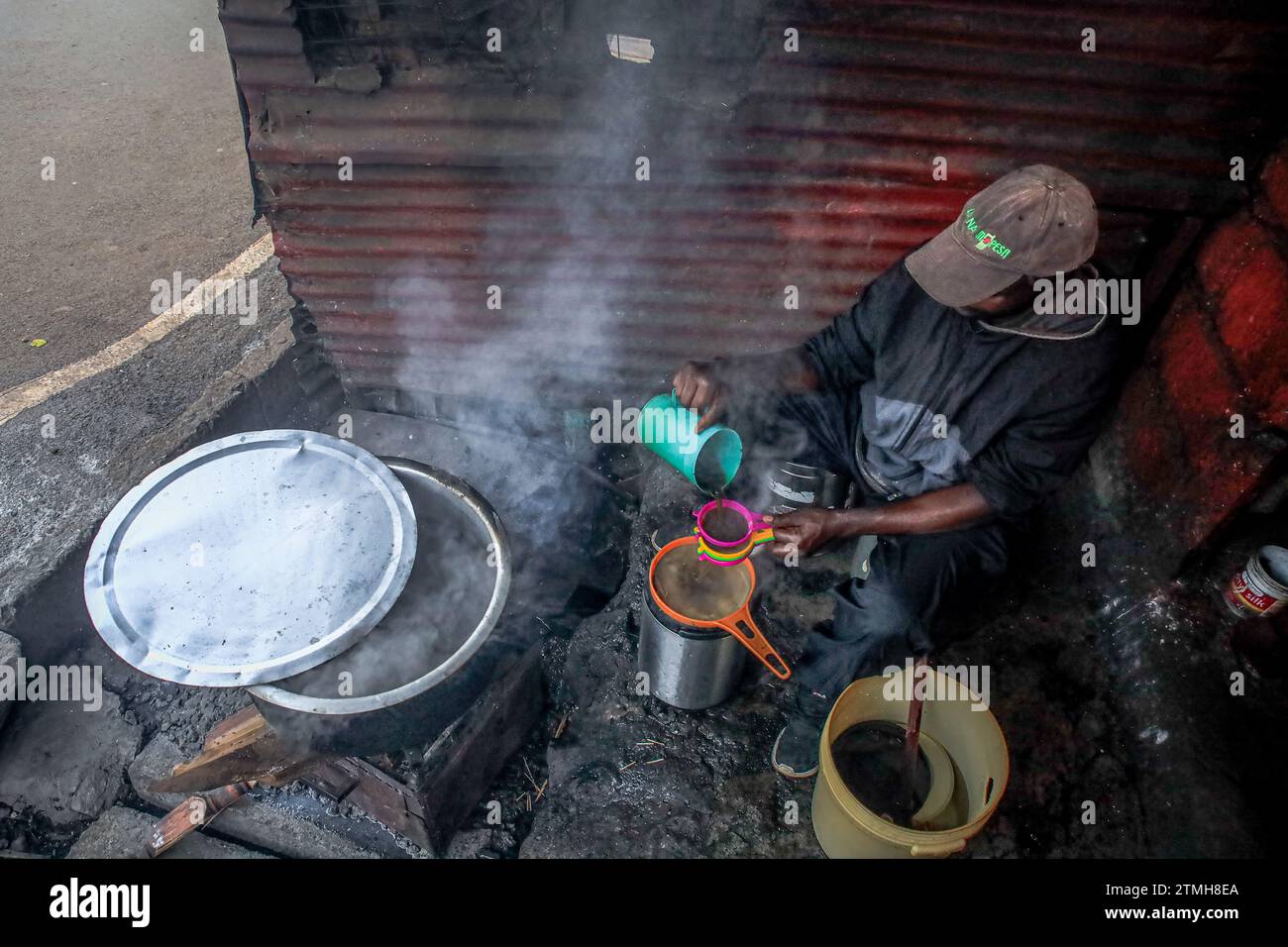 Nairobi slum shop hi-res stock photography and images - Alamy