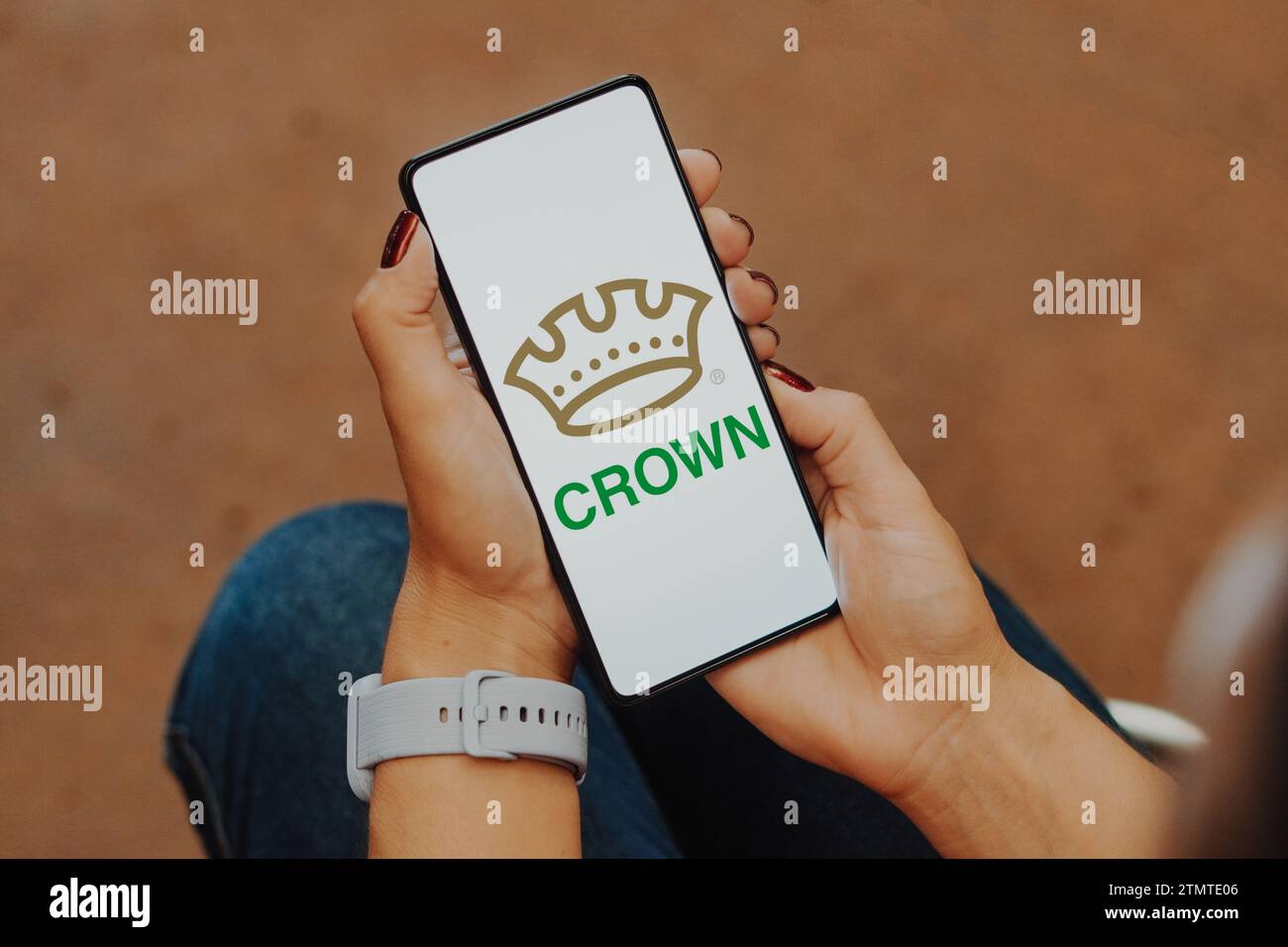 Crown logos hi-res stock photography and images - Alamy