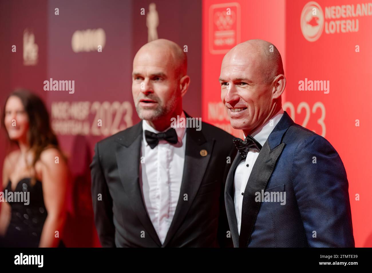 UTRECHT - Erben Wennemars and Arjen Robben (R) on the red carpet before ...