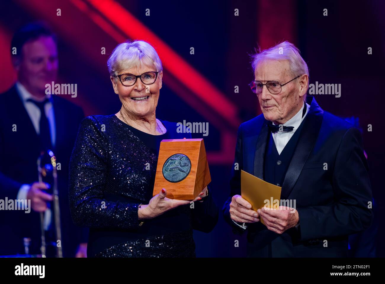 UTRECHT - Ada Kok (L) receives the oeuvre prize from Jan Janssen during ...
