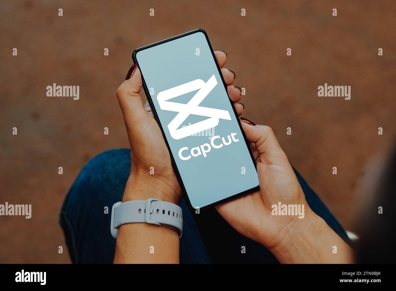 Capcut logo hi-res stock photography and images - Alamy