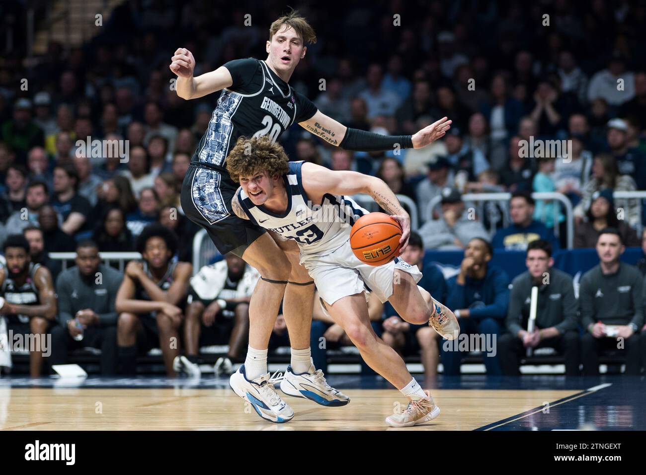 INDIANAPOLIS, IN - DECEMBER 19: Butler Bulldogs guard Finley Bizjack ...