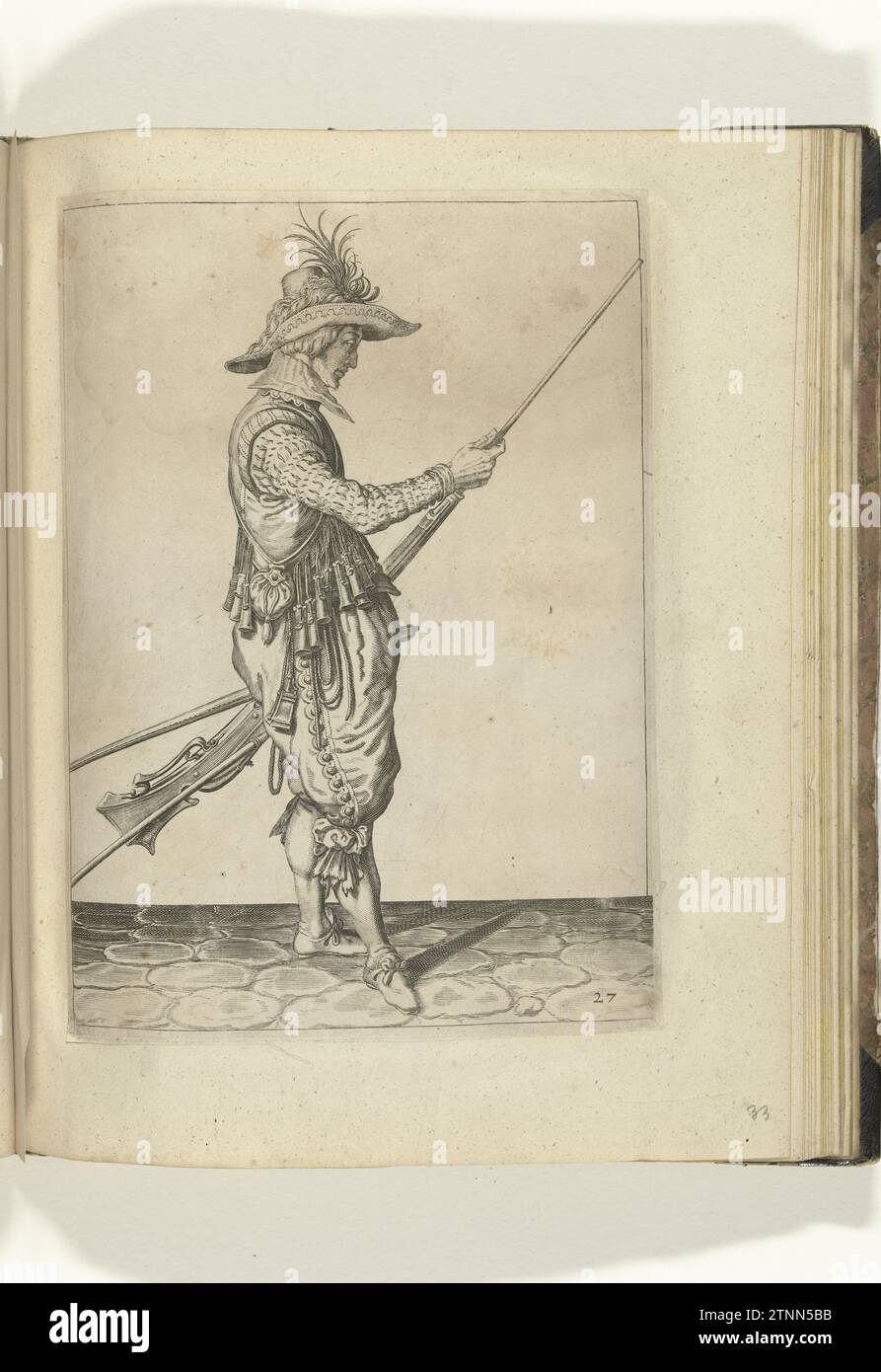 Soldier loading his musket hi-res stock photography and images - Alamy