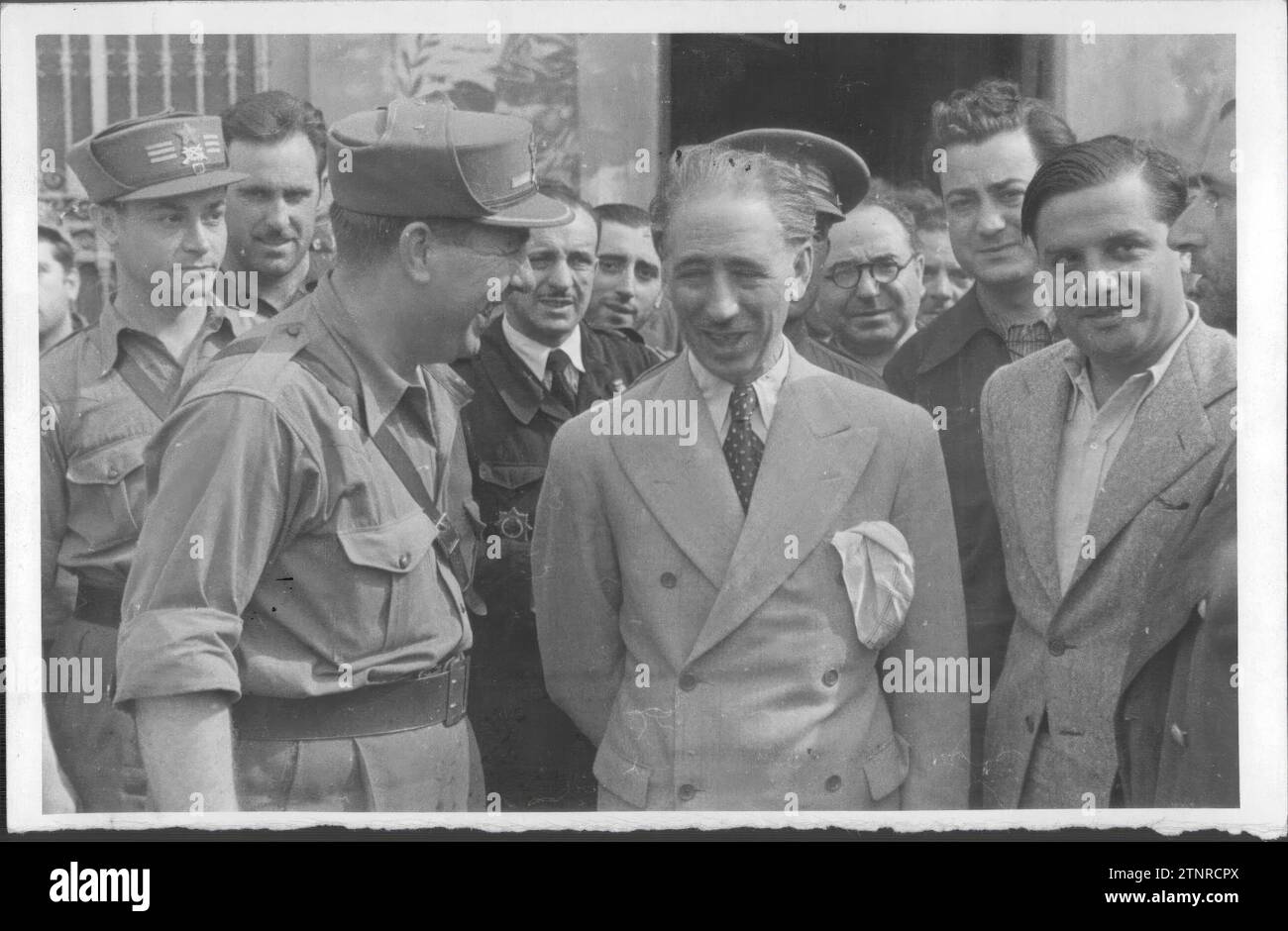 Commander of 26th division hi-res stock photography and images - Alamy