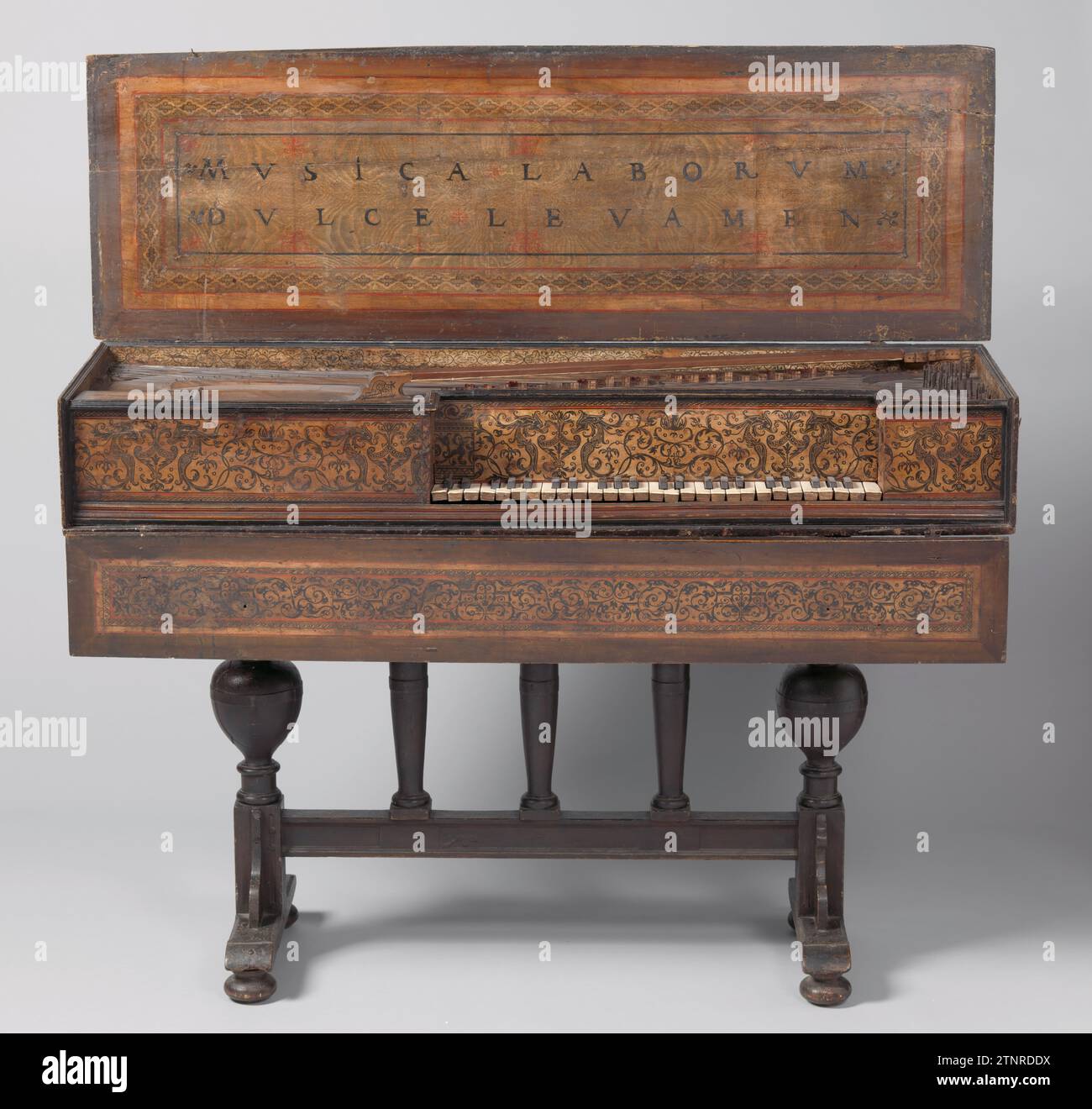 Virginal lid hi-res stock photography and images - Alamy
