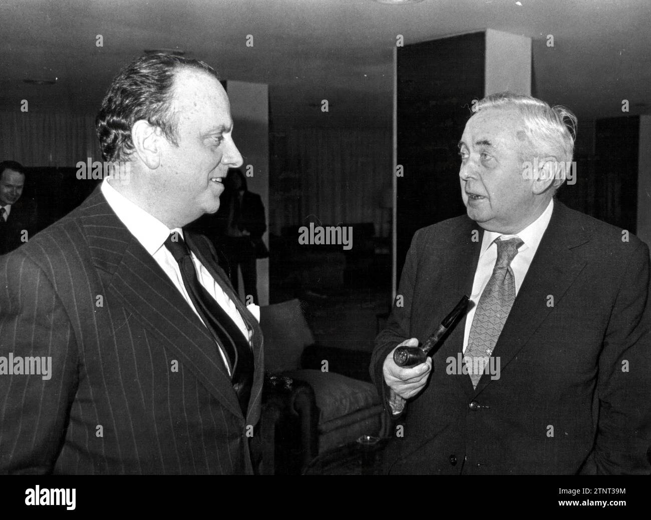 02/23/1978. Don Manuel fraga with Harold Wilson. Credit: Album ...