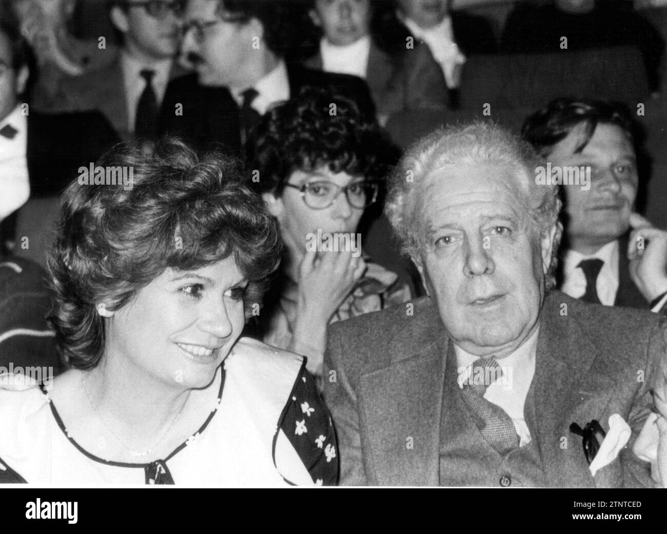 05/05/1983. Luis G. Berlanga with his wife at the premiere of the film ...