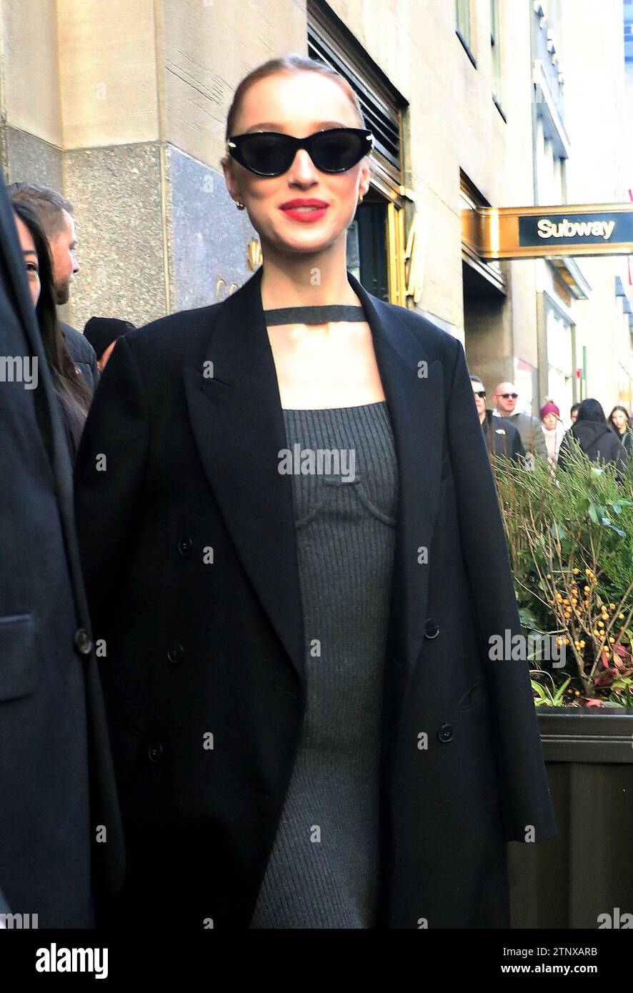 NEW YORK, NY- DECEMBER 20: Phoebe Dynevor seen exiting The Kelly ...