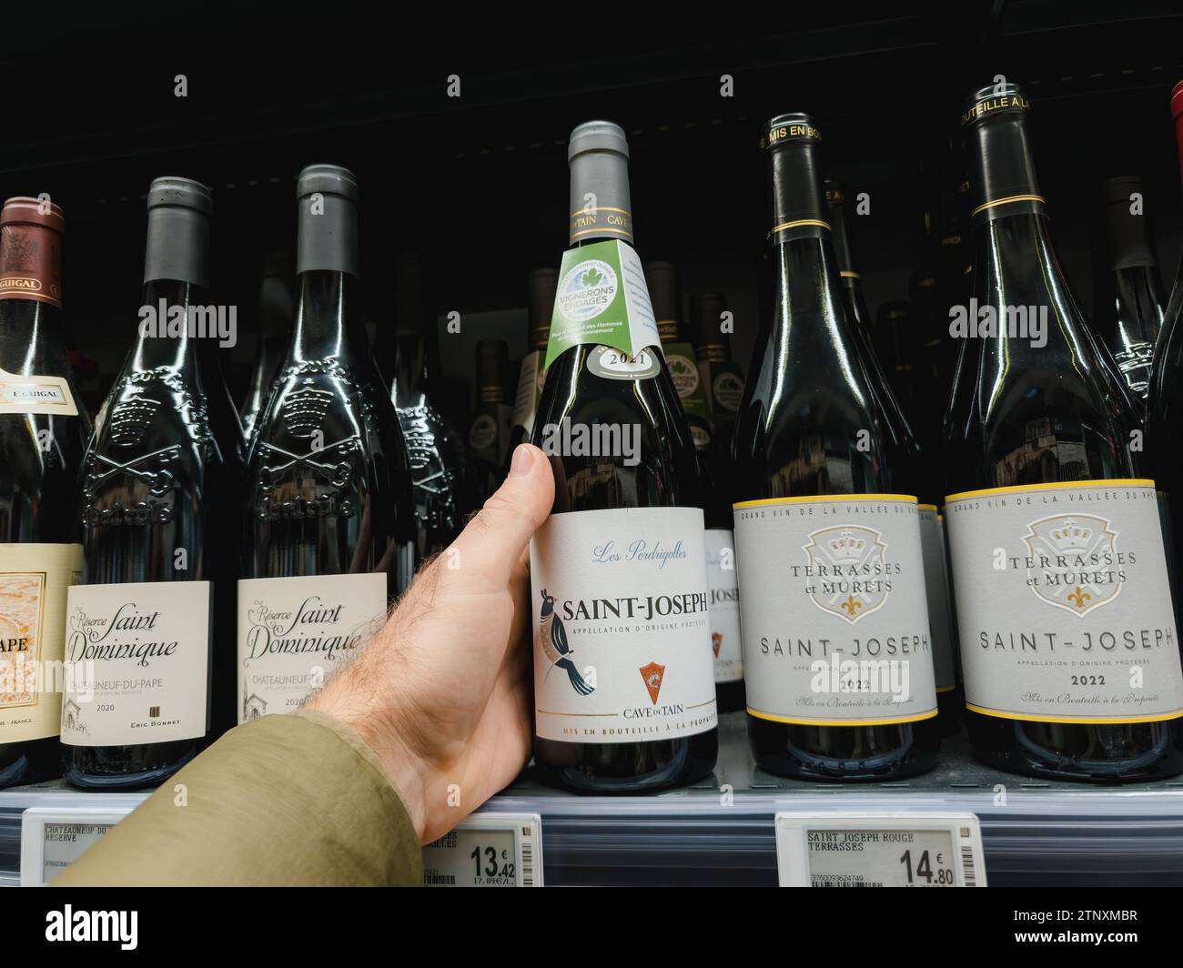 Authentic french experience hi-res stock photography and images - Alamy