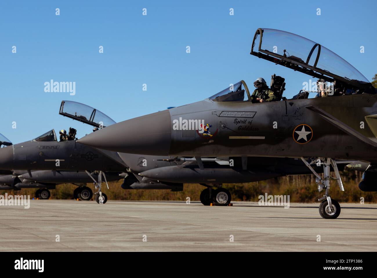 U.S. Airforce F-15E Strike Eagle pilots from the 4th Fighter Wing ...