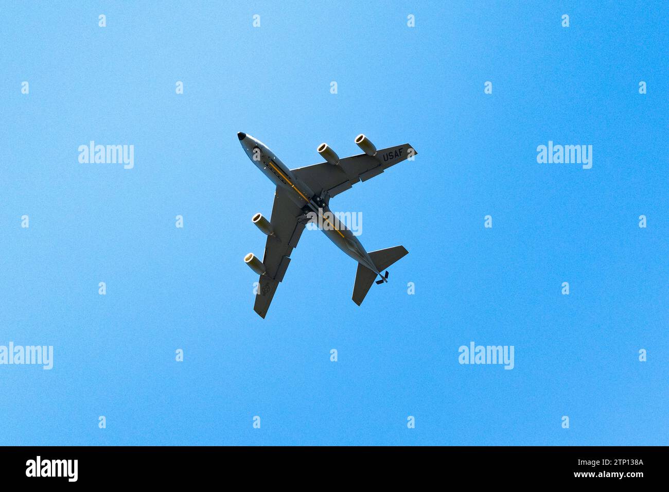 A KC-135 Stratotanker assigned to the 6th Air Refueling Wing takes ...