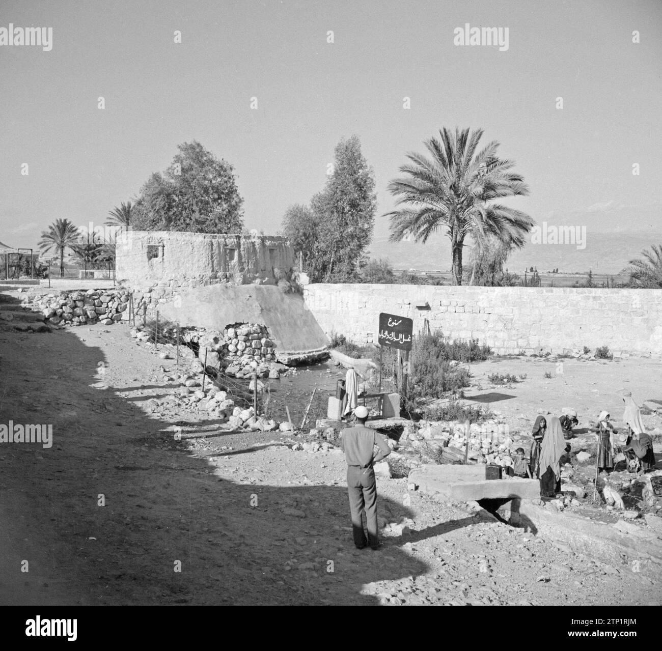 (original caption) Eliseus springs, women fetch water in the vicinity ...