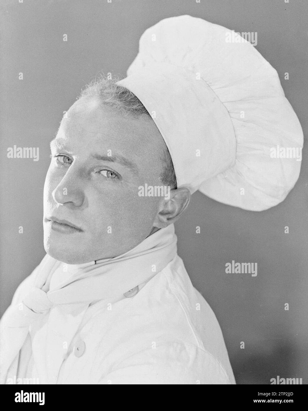 Fashion model posing as a chef hi-res stock photography and images - Alamy