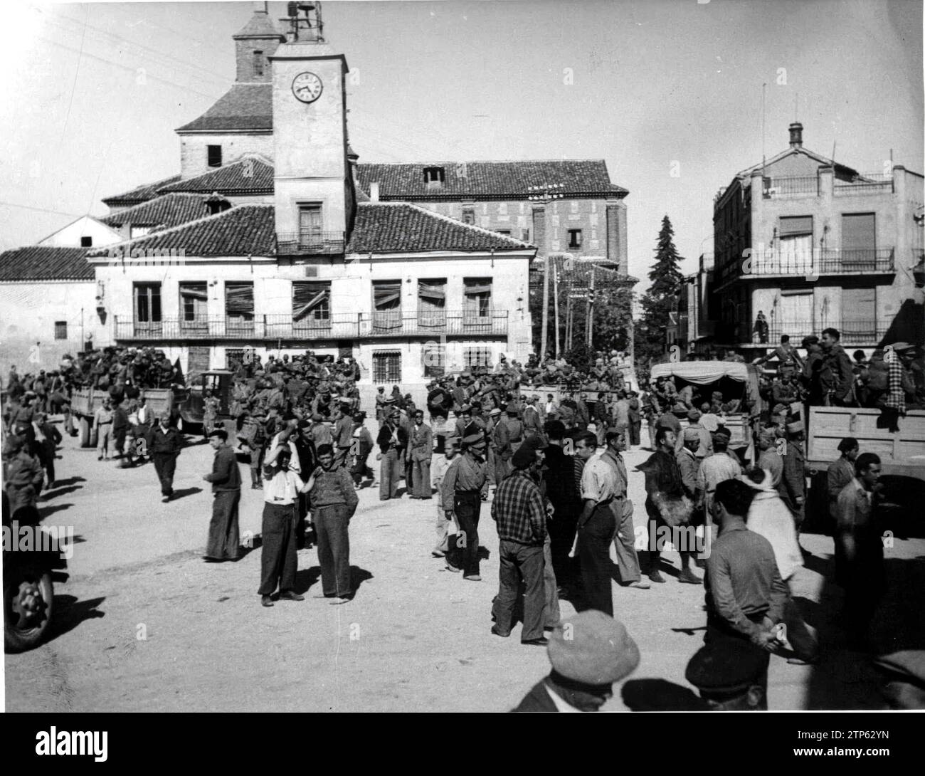 05/31/1937. Plaza of a Castilian town At the Arrival of the Soldiers of ...