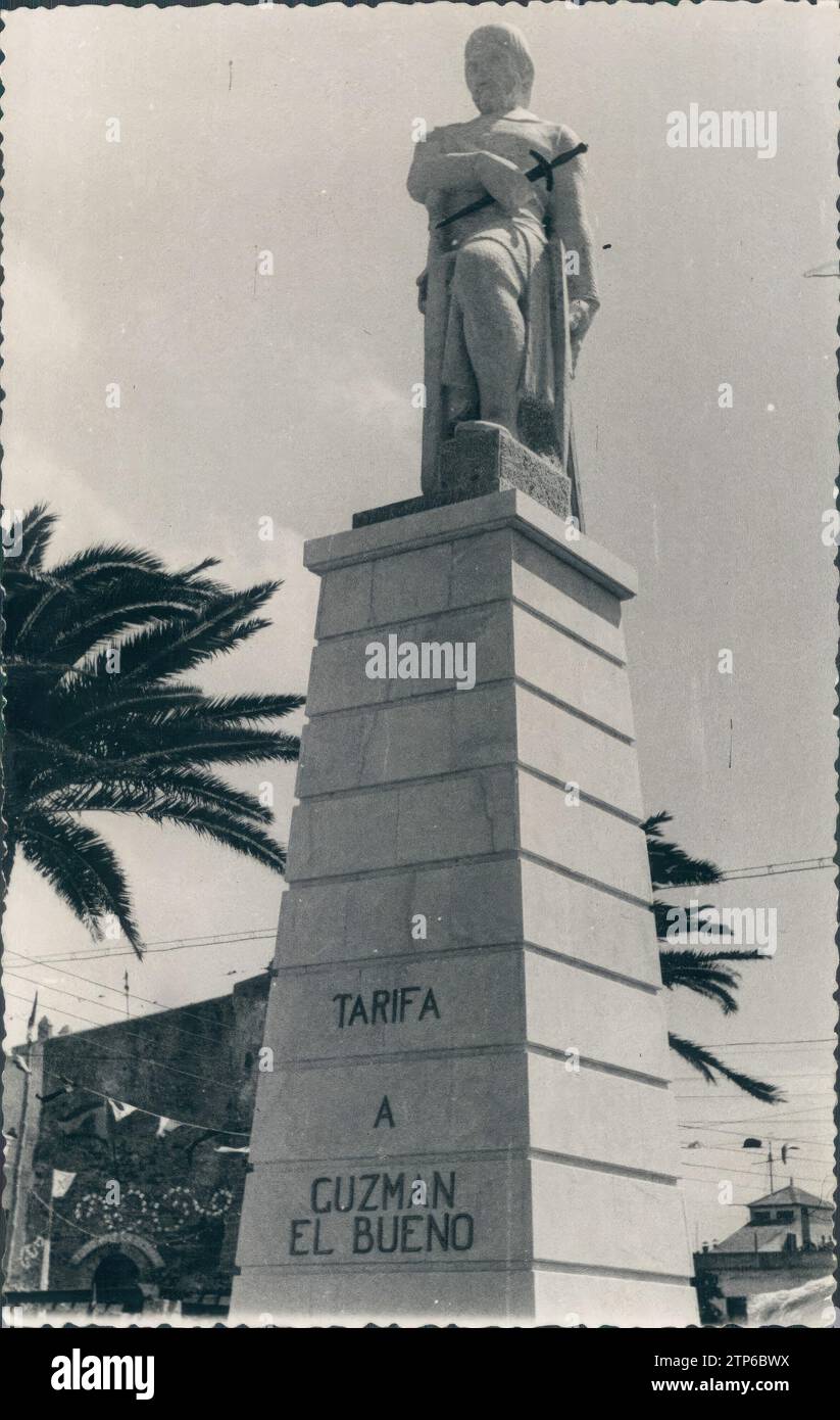 Tarifa, Cádiz, July 1960.- statue of Guzmán the good Inaugurated at the ...