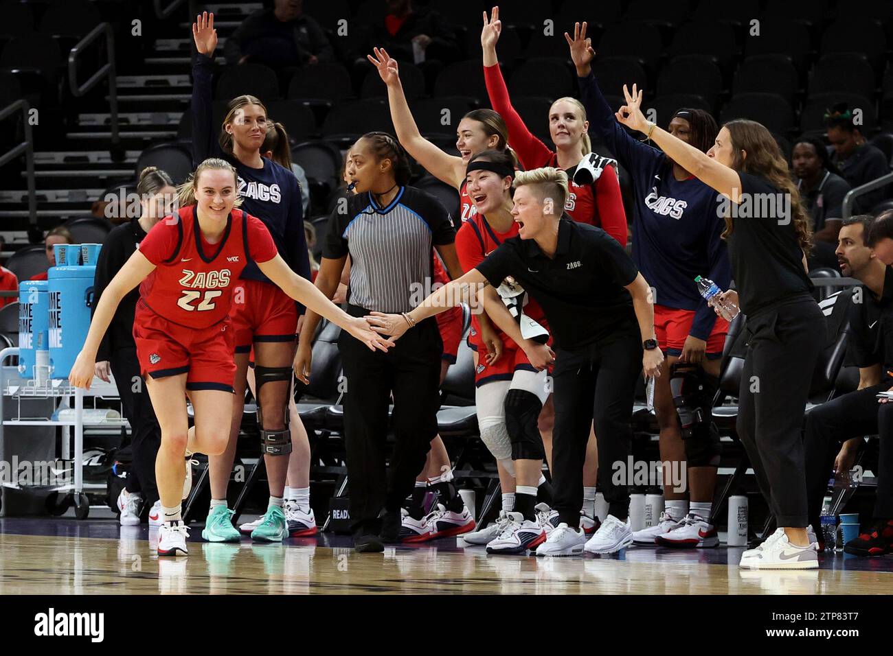 PHOENIX, AZ - DECEMBER 20: Gonzaga Bulldogs guard Brynna Maxwell (22 ...