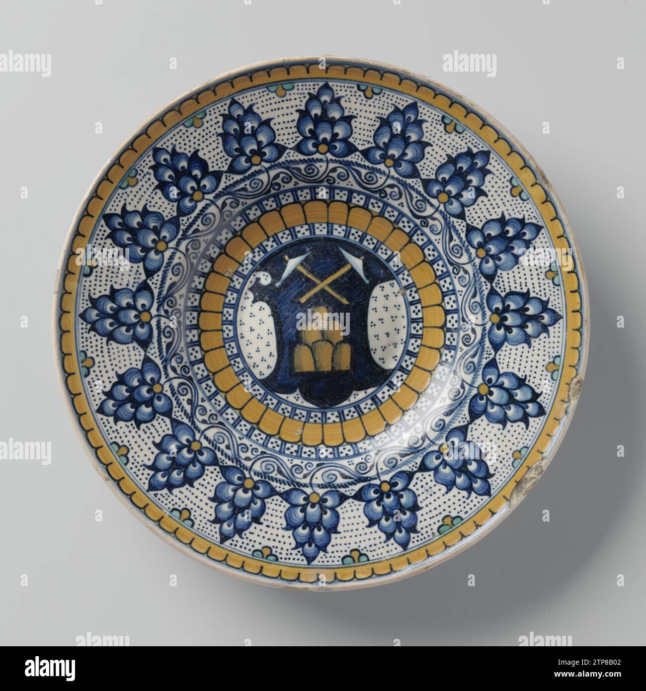 Lead piping weapon hi-res stock photography and images - Alamy