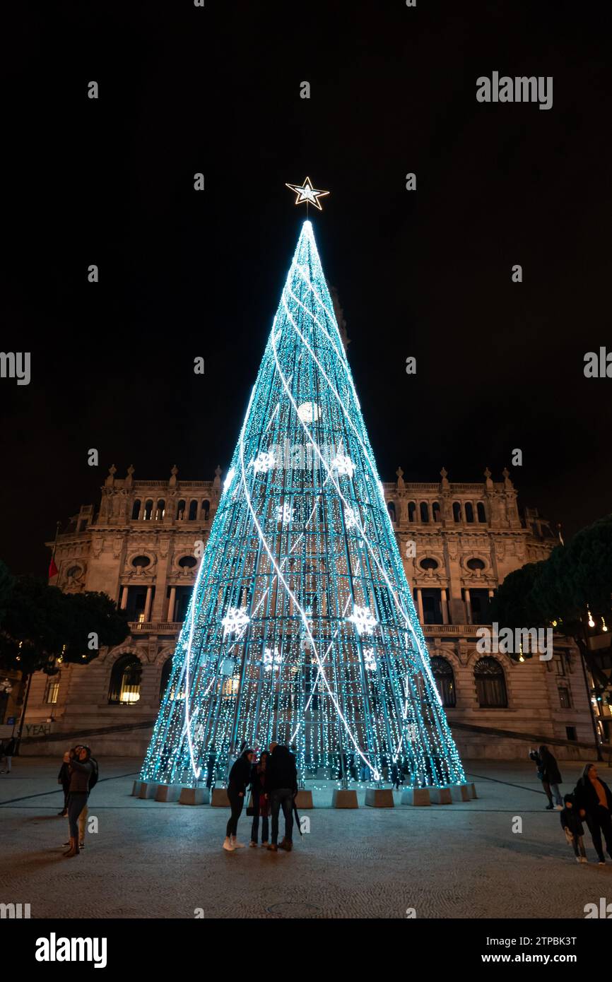 Christmas lighting in Porto Stock Photo - Alamy