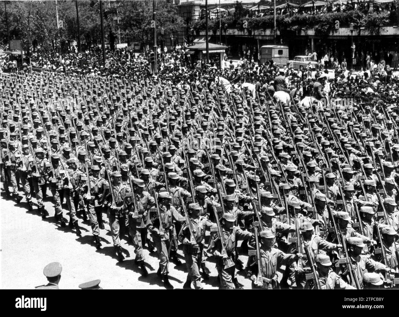 18-in-Depth recruits, who first paraded in the 1971 victory parade ...