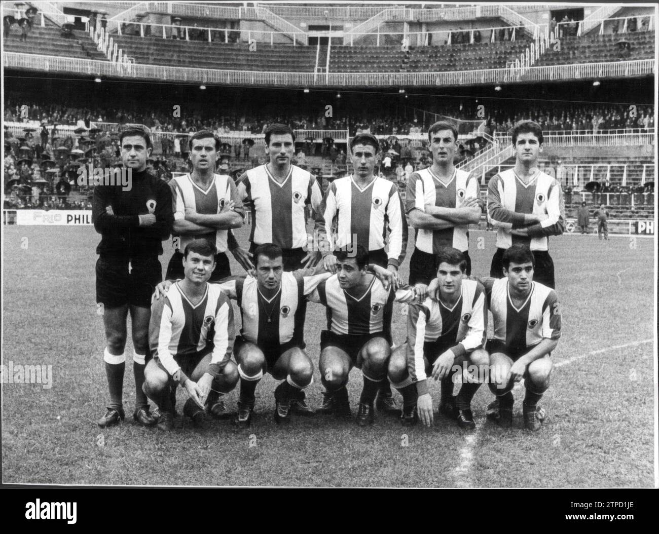 The Alicante CF Hercules team Moments before starting a match in 1966 ...