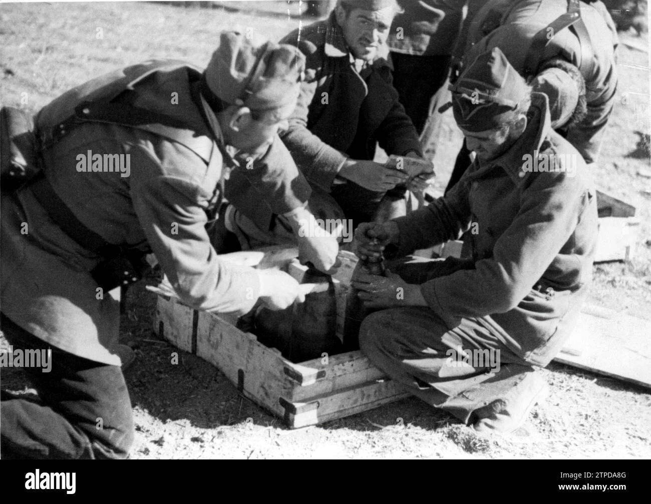 Howitzers hi-res stock photography and images - Alamy