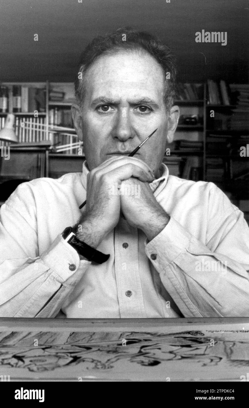 01/01/1994. Martin Morales in his studio Drawing. Credit: Album ...