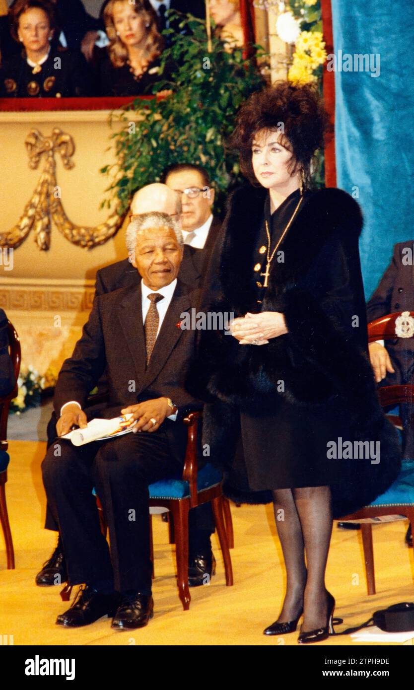Nelson mandela foundation hi-res stock photography and images - Alamy