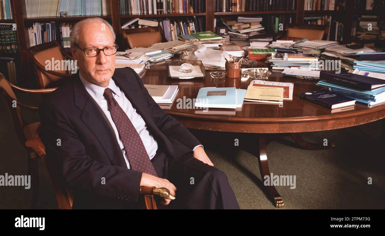 Madrid. 11/14/2002. Miguel Boyer, in his office at the Hydrocarbons ...