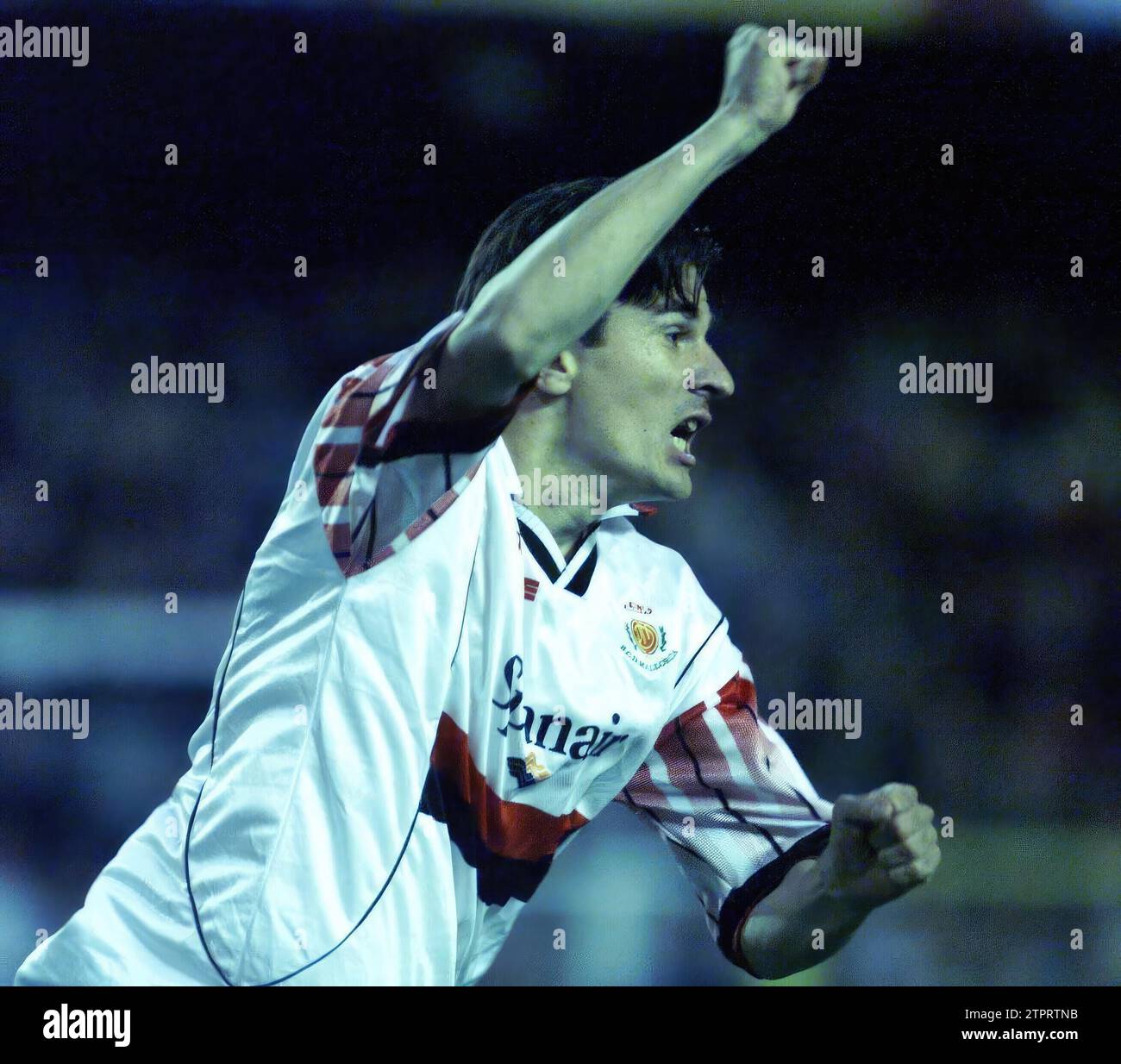 04/29/1998. Stankovic Celebrates Mallorca's goal in the final of the ...