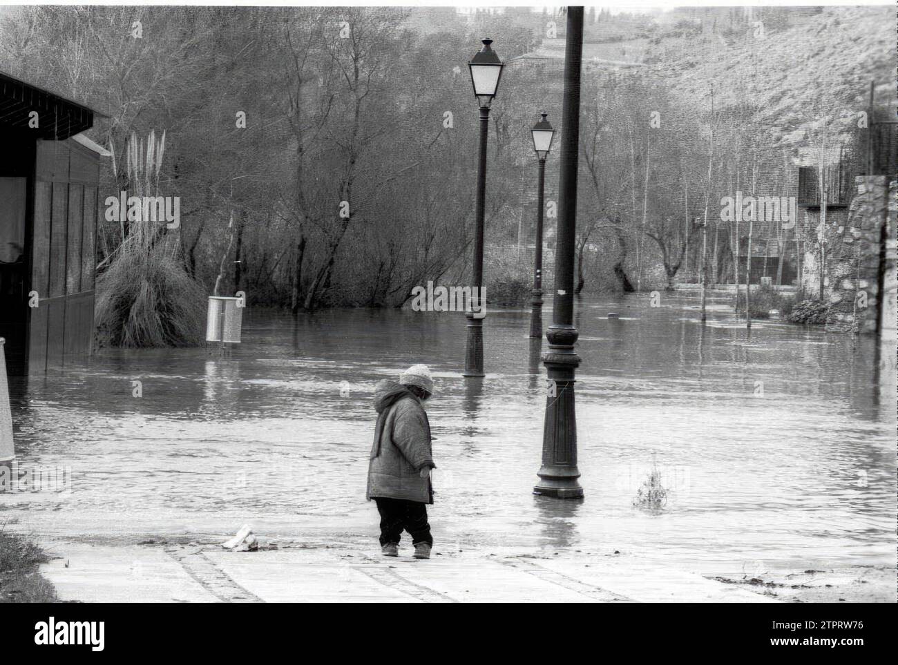 Riverside works hi-res stock photography and images - Alamy