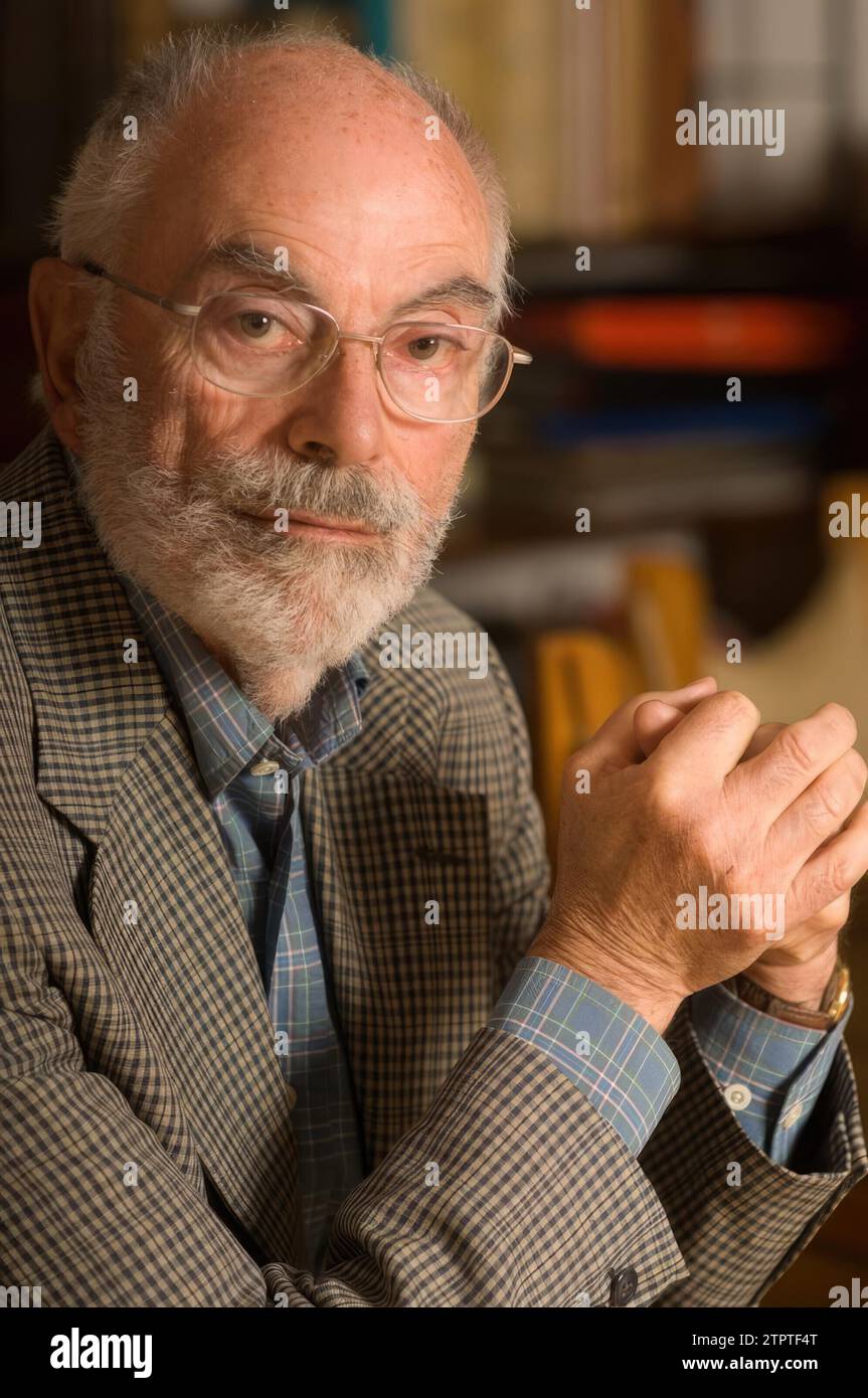Madrid, 01/12/2011. Interview with Alejandro Nieto. Photo: Matías Nieto ...