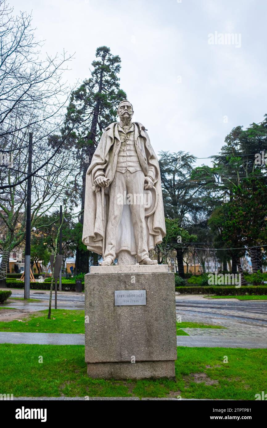 Statue of Ramalho Ortigao in the city of Porto Stock Photo - Alamy