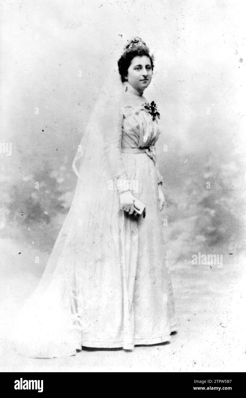 Maria angeles goiri hi-res stock photography and images - Alamy